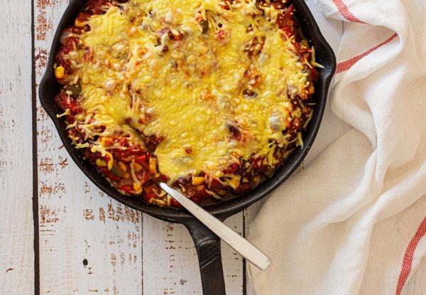 Casserole de chili gratinée · Patate & Cornichon