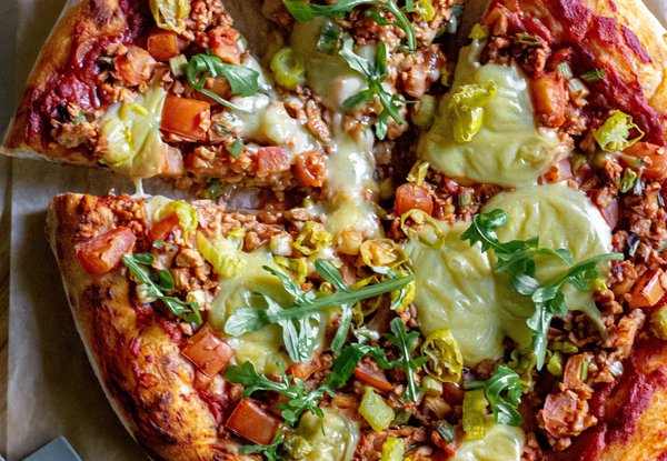 Pizza tex-mex végane · Patate & Cornichon