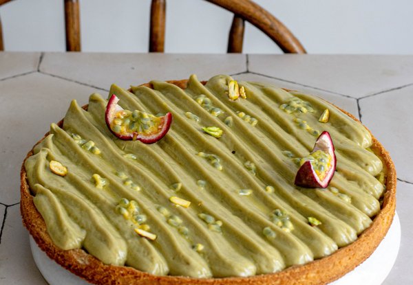 Tarte pistache et fruit de la passion · Patate & Cornichon